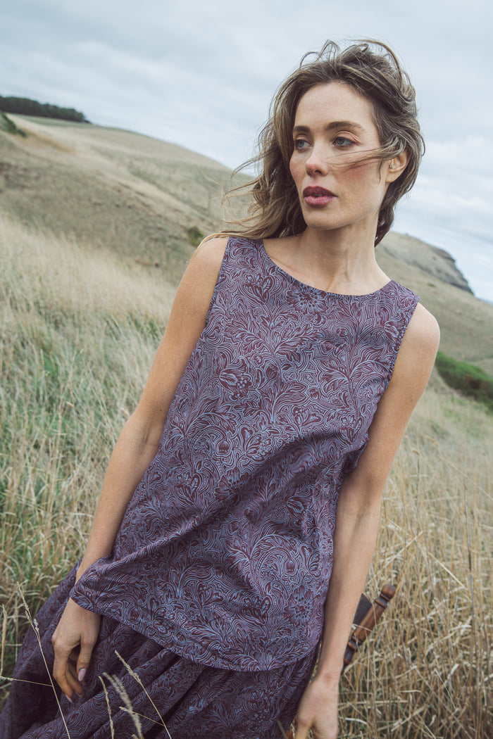 Stylish Women's Linen Clothing on Sale