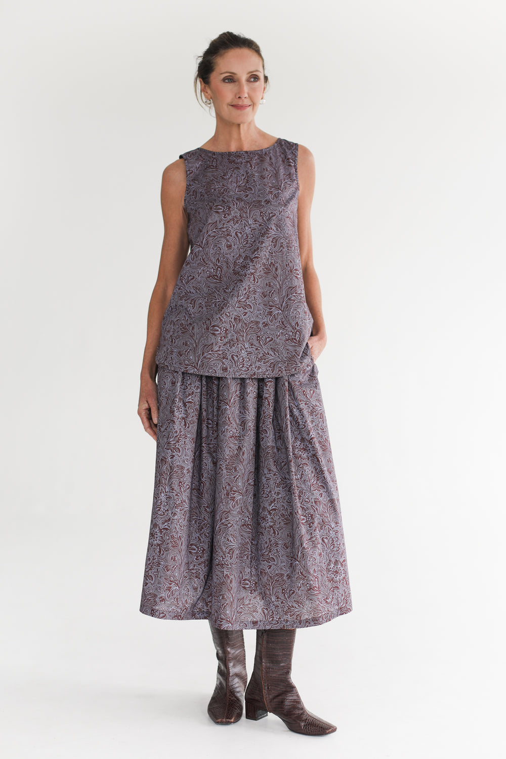 Stylish Women's Linen Clothing on Sale